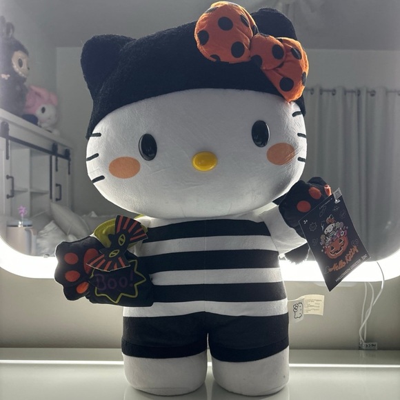 Hello Kitty | Toys | Hello Kitty Halloween Black Cat Greeter | Poshmark